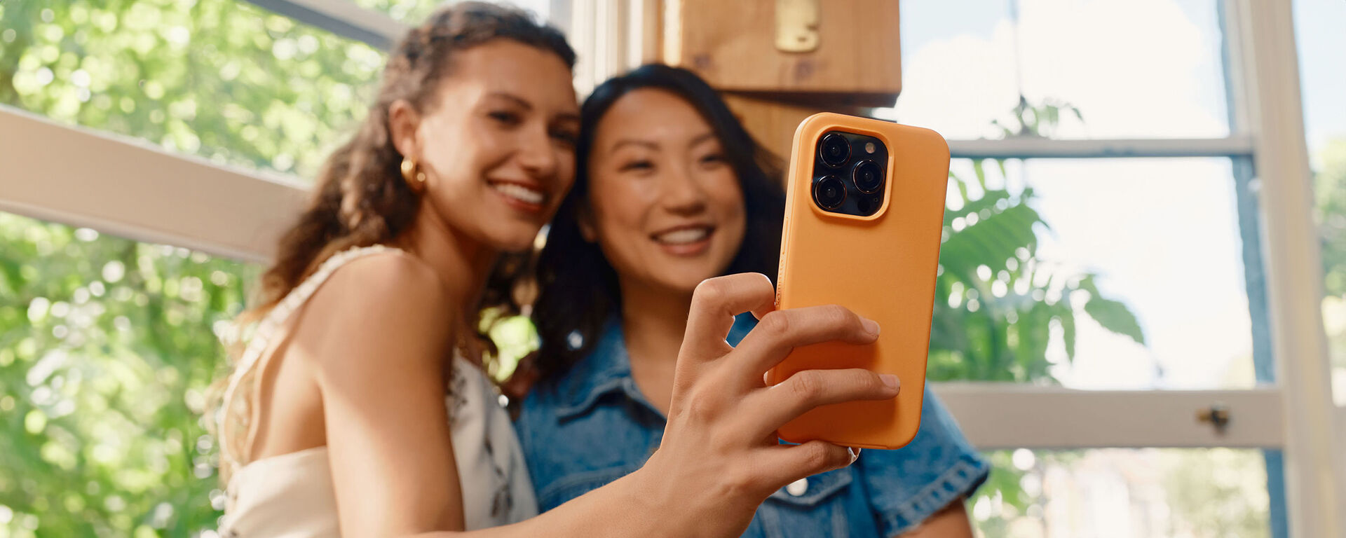 Protective and stylish cases for smartphones | OtterBox Cases and ...